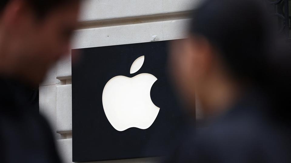 The European Union Hits Apple And Meta With 700 Million Euros In Fines ...