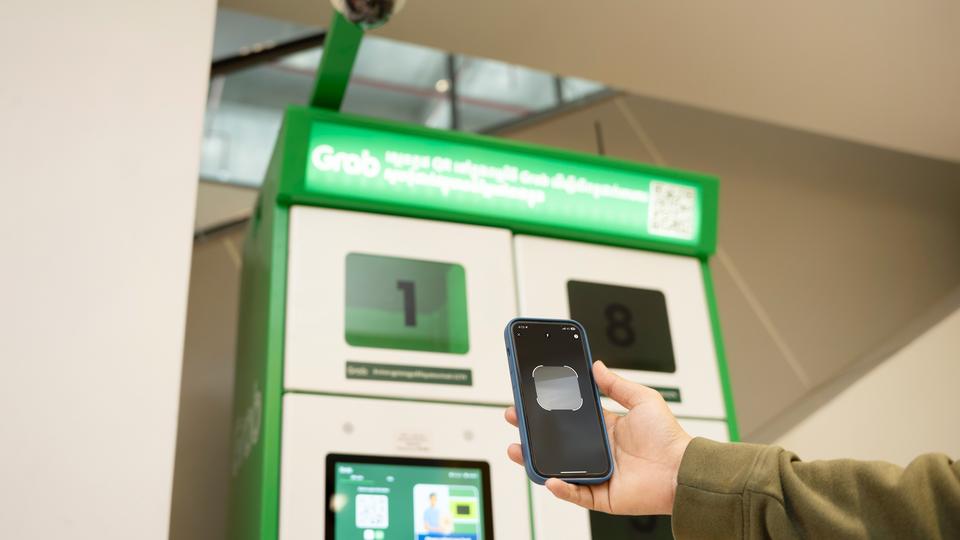 Grab Launches First-Ever Food Locker In Cambodia To Revolutionize Food ...