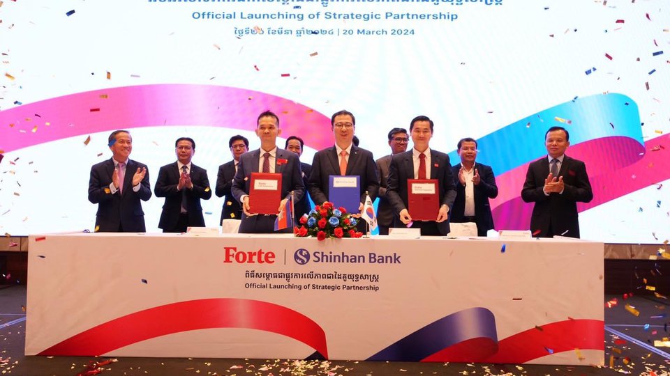 Shinhan Bank (Cambodia) Plc., Signs Long-Term Strategic Bancassurance ...