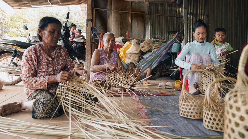 Basket Weaving, An Ancient Handicraft Preserved Under Challenging Circumstances | Kiripost