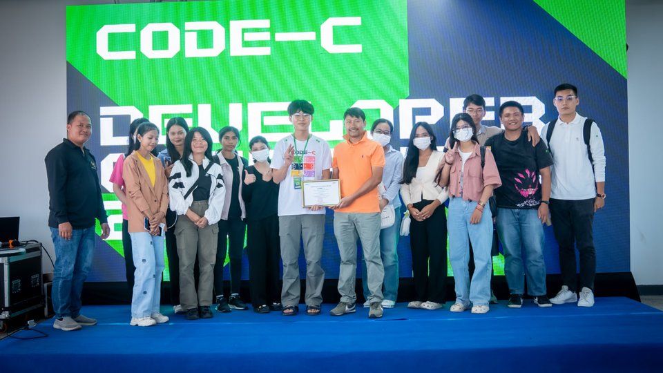 CODE-C ជាកាតាលីករនៃសង្គមឌីជីថលកម្ពុជា | Kiripost Khmer