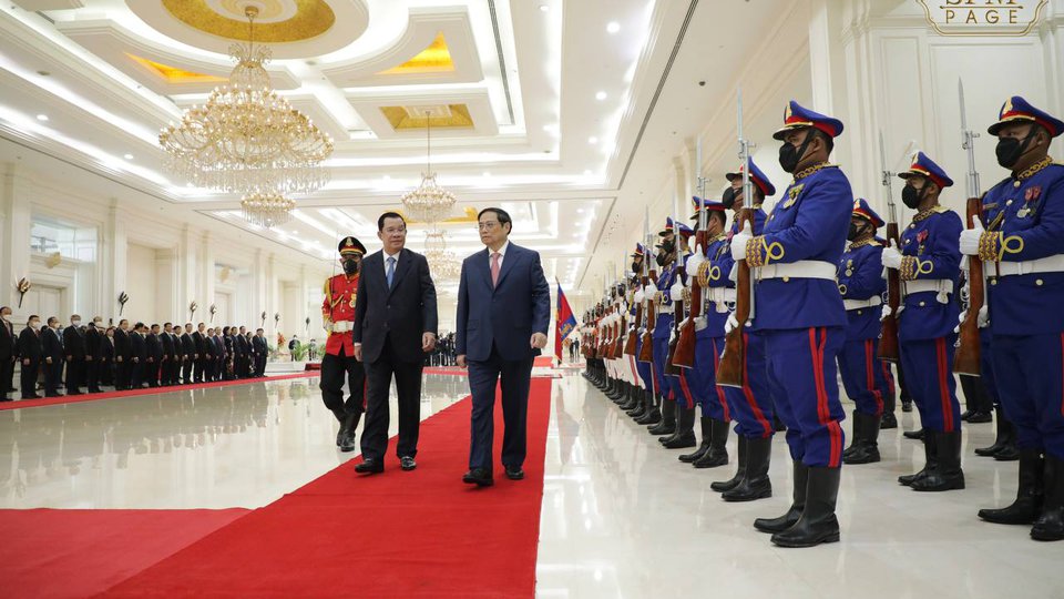 Hun Sen Calls for Increased Vietnamese Investment | Kiripost