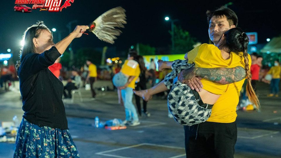 Cambodia Earns World Record for Most Bridal Carries | Kiripost Cambodia Earns World Record for Most Bridal Carries | Kiripost