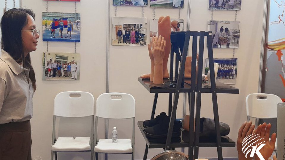 Helping Amputees and Limbless Take First Steps in New Life | Kiripost